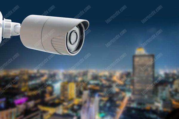 How Far Can A Security Camera See (Learn How to Use a Calculator ...